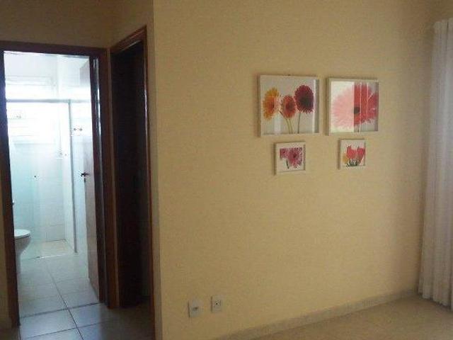 Apartamento com 1 dormitório no Jardim Lutfalla próximo a USP em São Carlos