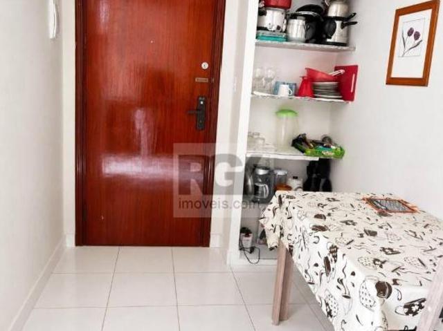 Apartamento com 1 dormitório à venda, 32 m² por R$ 360.000,00 Ponta da Praia Santos/SP