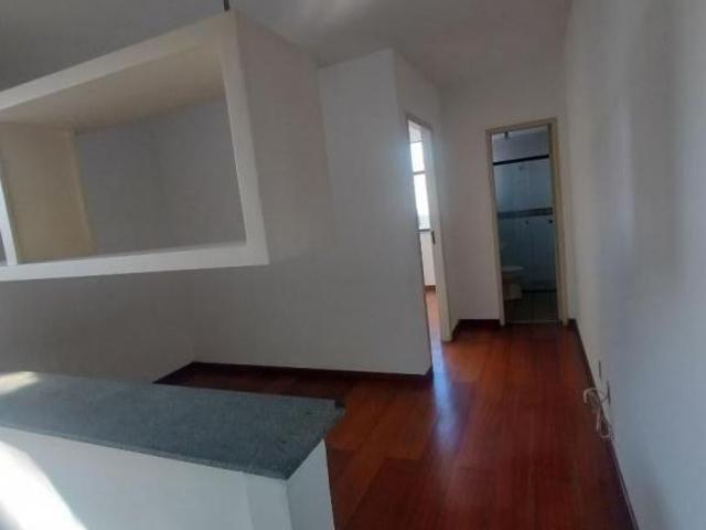 Apartamento com 1 dormitório à venda, 35 m² por R$ 200.000,00 Santa Helena Juiz de Fora/MG