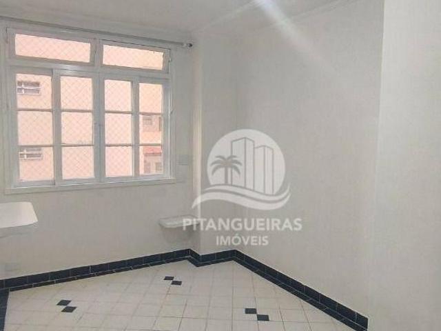 Apartamento com 1 dormitório à venda, 39 m² por R$ 280.000,00 Pitangueiras Guarujá/SP