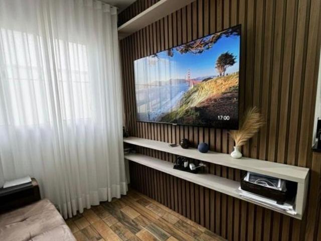 Apartamento com 1 dormitório à venda, 42 m² por RS 250.000 Jardim Santa Clara