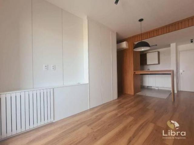 Apartamento com 1 dormitório à venda, 46 m², 1 vaga e 1 depósito privativo, por R$ 520.000 Condomí