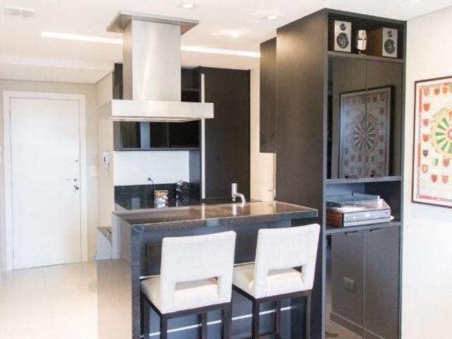 Apartamento com 1 dormitório à venda, 49 m² por R$ 479.000,00 São Francisco Curitiba/PR