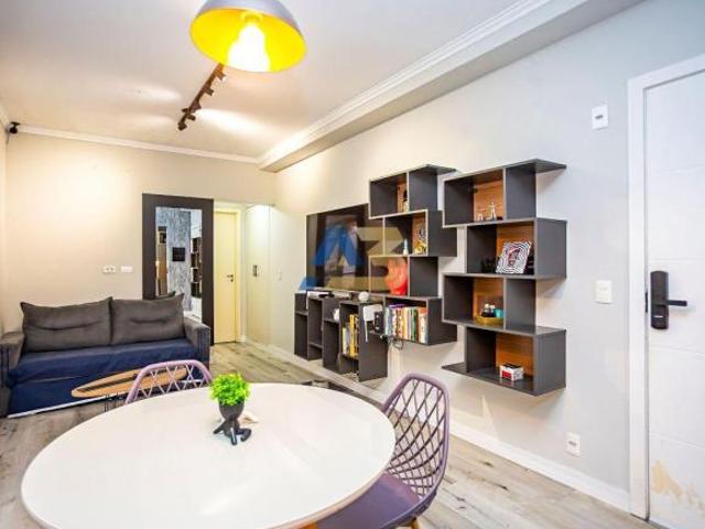 Apartamento com 1 dormitório à venda, 50 m² por R$ 546.000,00 Centro Curitiba/PR