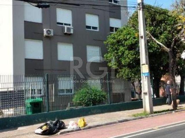 Apartamento com 1 dormitório à Venda, 52 m² por R$ 138.300,00 Leopoldina Por