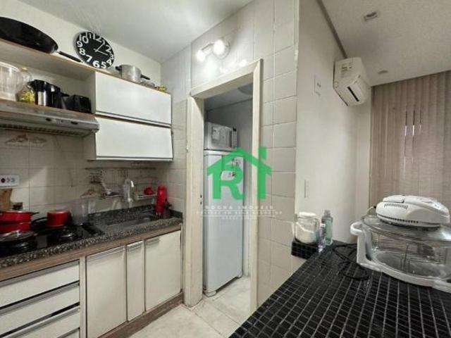 Apartamento com 1 dormitório à venda, 55 m² por R$ 340.000,00 Pitangueiras Guarujá/SP