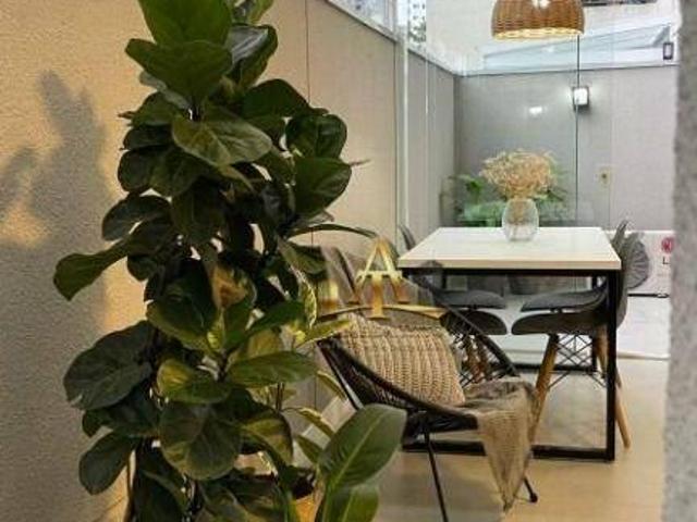Apartamento com 1 dormitório à venda, 56 m² por R$ 520.000,00 Jardim Tupanci Barueri/SP