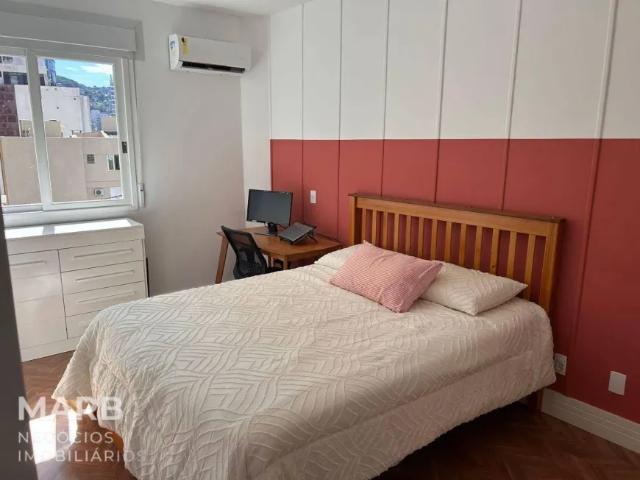 Apartamento com 1 dormitório à venda, 72 m² por R$ 900.000,00 Centro Florianópolis/SC