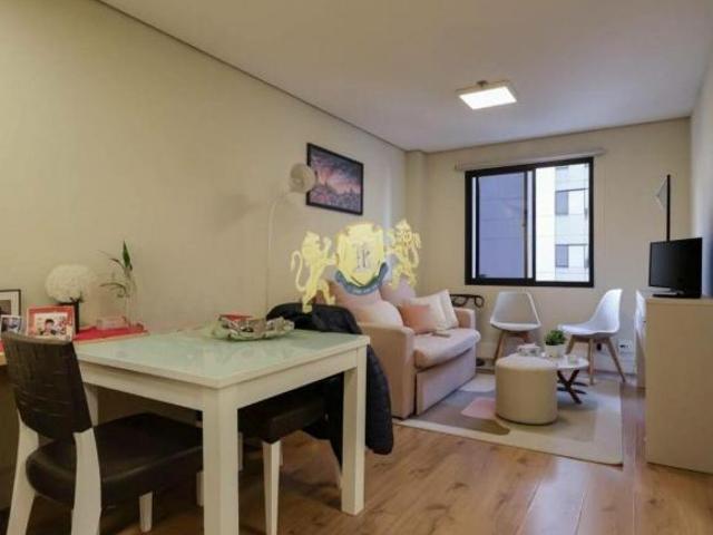 Apartamento com 1 dormitório à venda em Moema SP
