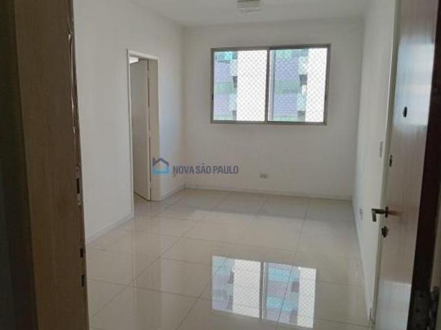 Apartamento com 1 dormitório à venda em Moema Pássaros, 38 m², 1 vaga