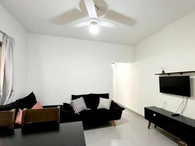 Apartamento com 1 dormitório À VENDA, no Embaré