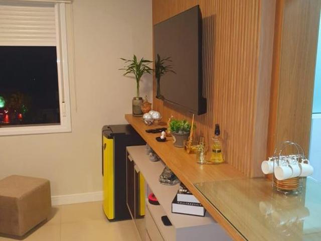 Apartamento com 1 dormitório à Venda na Tristeza