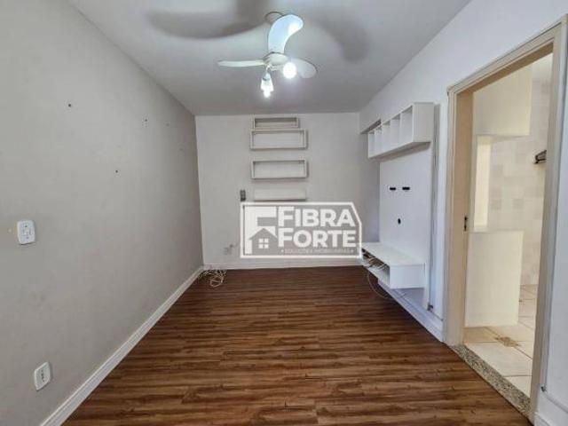 Apartamento com 1 dormitório à venda, sem garagem no Centro Campinas/SP