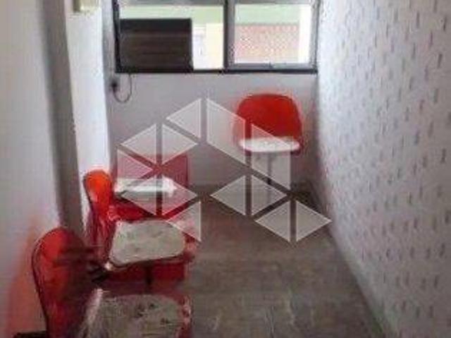 APARTAMENTO COM 1 DORMITÓRIO CENTRO HISTÓRICO