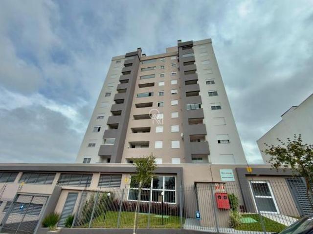 Apartamento com 1 dormitório com sacada e churrasqueira