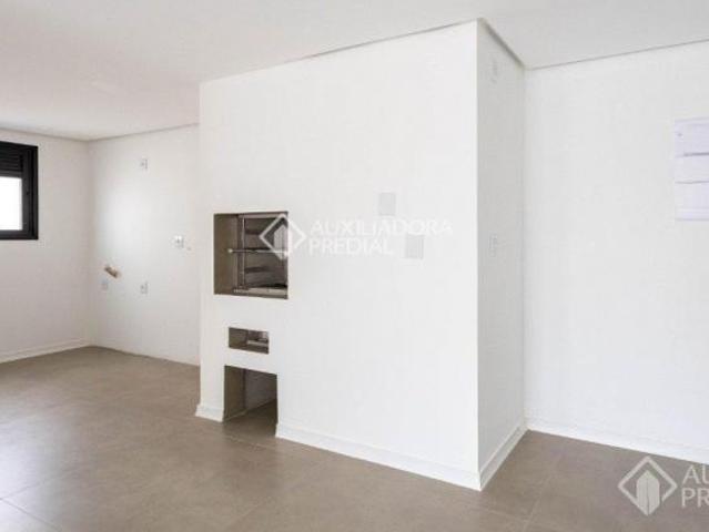 Apartamento com 1 dormitório e 1 vaga no Petrópolis!