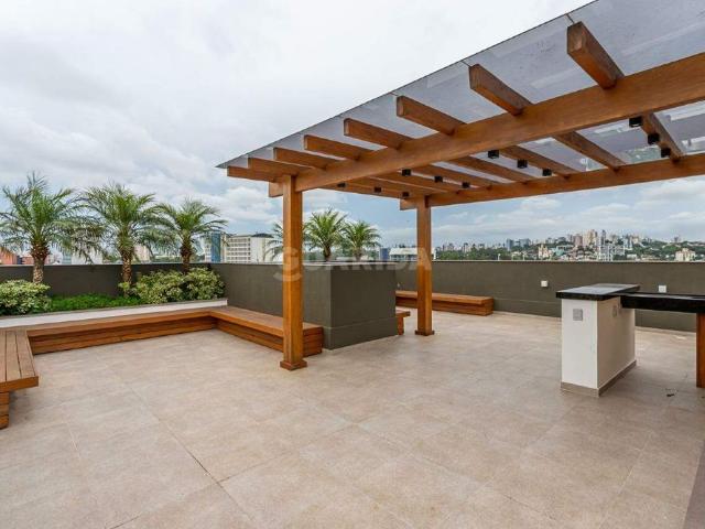 Apartamento com 1 dormitório e 1 vaga de garagem no bairro Partenon COD: 18593