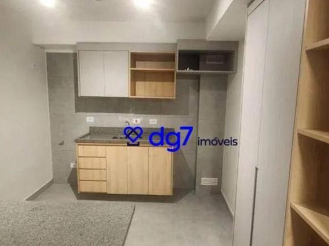 Apartamento com 1 dormitório e armários planejados em todos os ambientes!