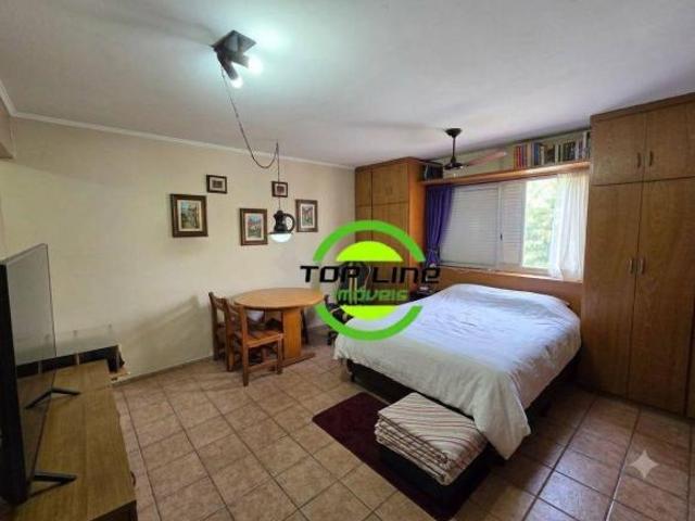 Apartamento com 1 dormitório e vaga de automóvel República