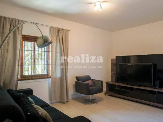 APARTAMENTO COM 1 DORMITÓRIO EM CANELA
