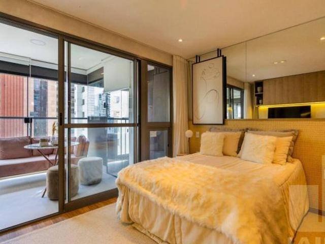 Apartamento com 1 Dormitório em Higienópolis