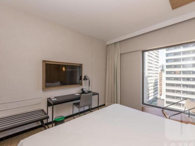 Apartamento com 1 Dormitório em Pinheiros