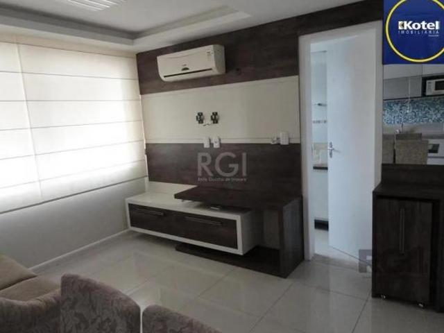 Apartamento com 1 dormitório para venda, 40 m² por R$ 426.000,00 Petrópolis P