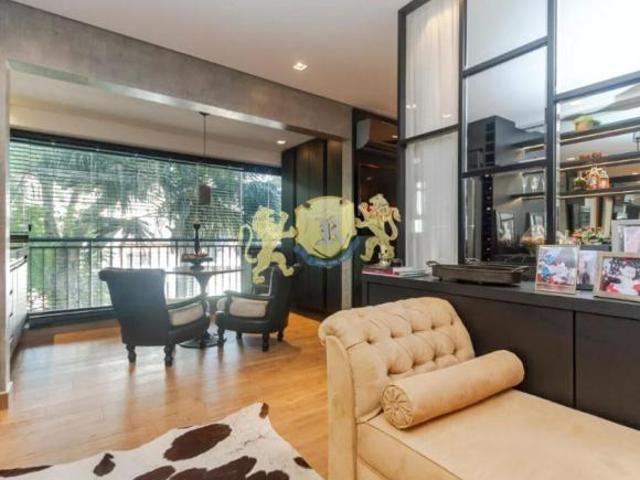 Apartamento com 1 dormitório para venda no Campo Belo SP