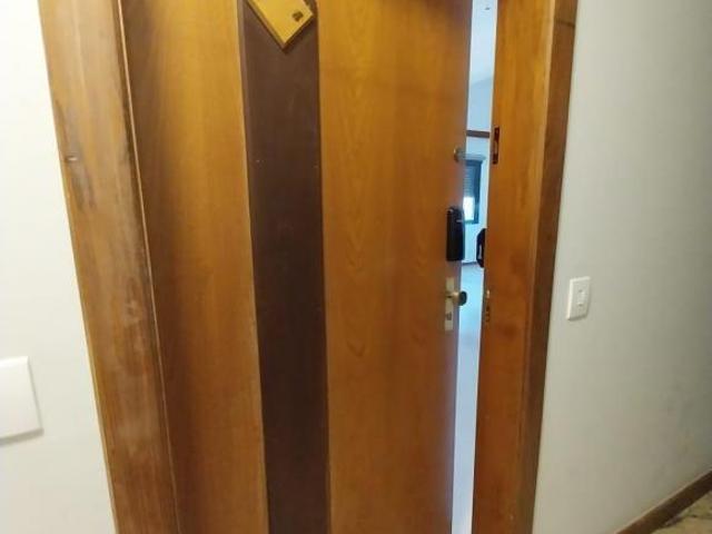 Apartamento com 1 dormitório, 1 vaga e 47m² à venda em Boa Vista, Porto