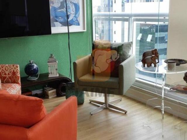 Apartamento com 1 Dormitório 1 Vaga em Pinheiros