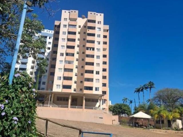 Apartamento com 1 dormitório 1 vaga lazer de clube em Caldas Novas
