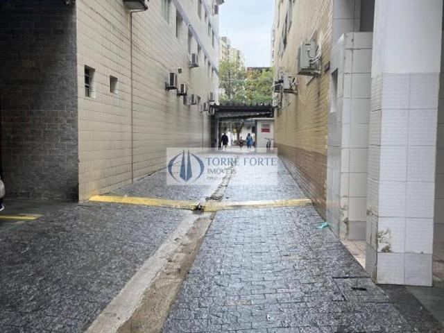 Apartamento com 1 dormitorio 1 vaga livre no Canto do Forte