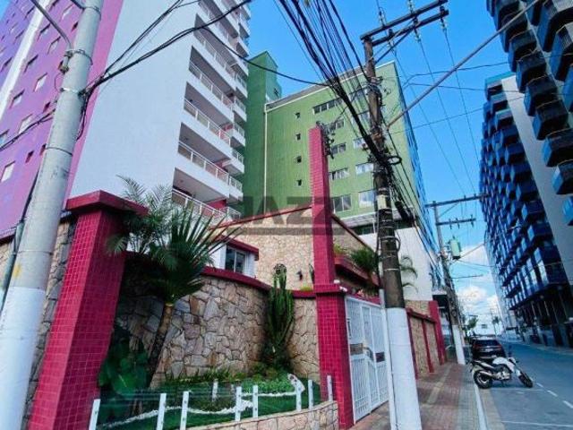 Apartamento com 1 dormitório, 2 sacadas e lazer completo na Ocian em Praia Grande