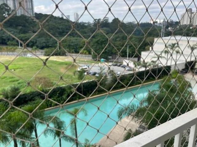Apartamento com 1 dormitórios em Barueri