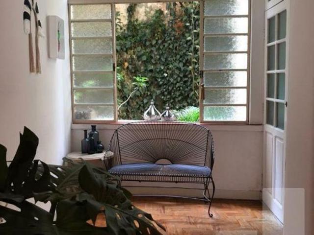 Apartamento com 1 Dormitórios em Higienópolis