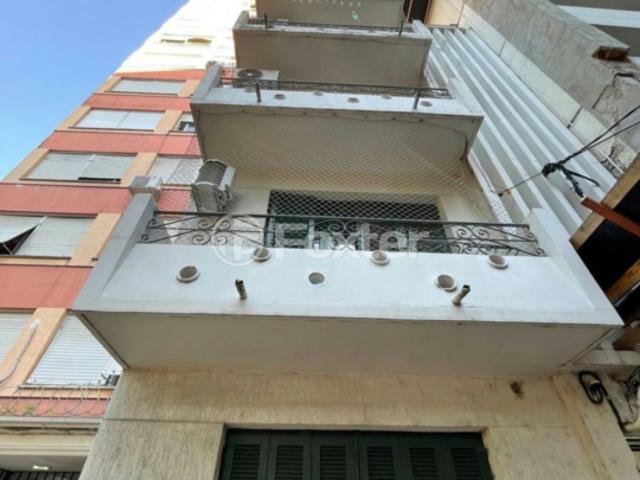 Apartamento com 1 dormitórios em Porto Alegre