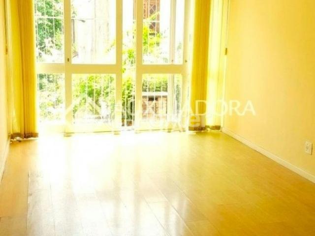 Apartamento com 1 dormitórios em Porto Alegre