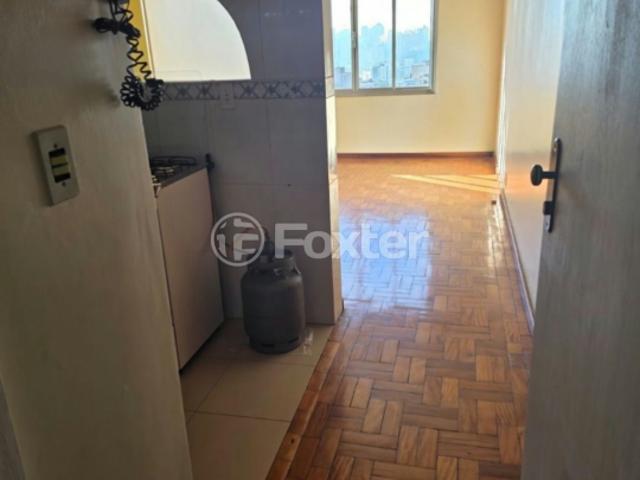 Apartamento com 1 dormitórios em Porto Alegre