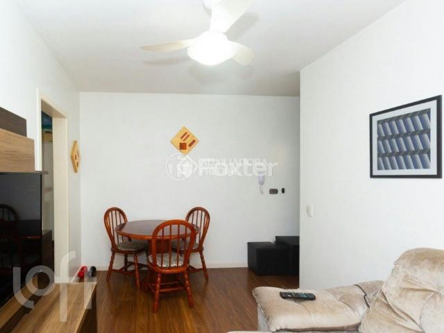 Apartamento com 1 dormitórios em Porto Alegre