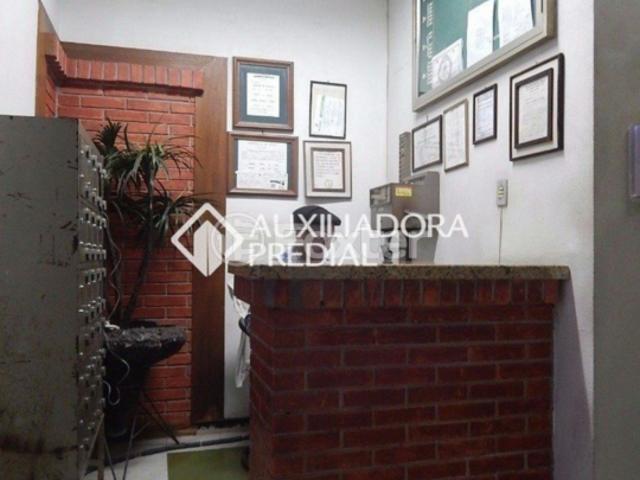 Apartamento com 1 dormitórios em Porto Alegre