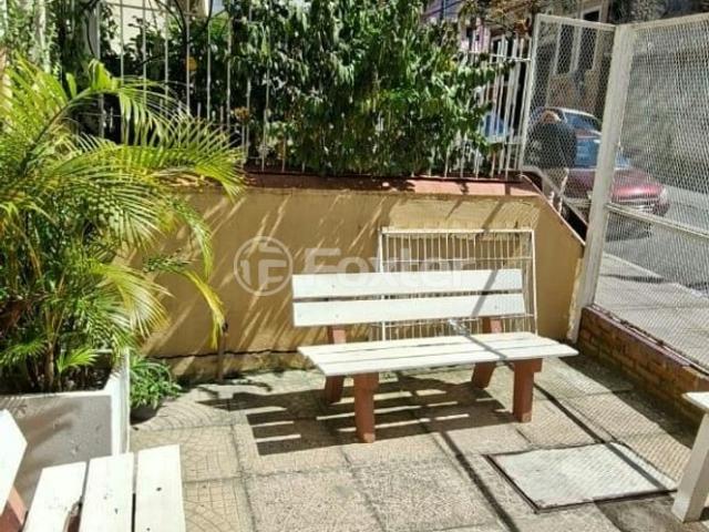 Apartamento com 1 dormitórios em Porto Alegre