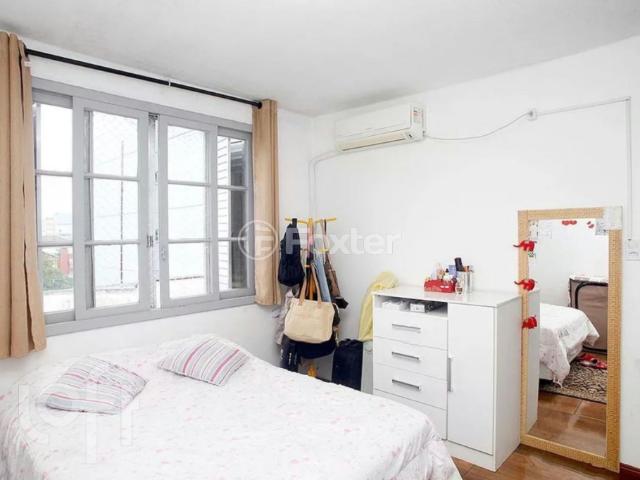 Apartamento com 1 dormitórios em Porto Alegre