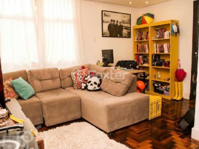 Apartamento com 1 dormitórios em Porto Alegre