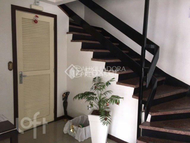 Apartamento com 1 dormitórios em Porto Alegre