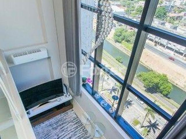Apartamento com 1 dormitórios em Porto Alegre
