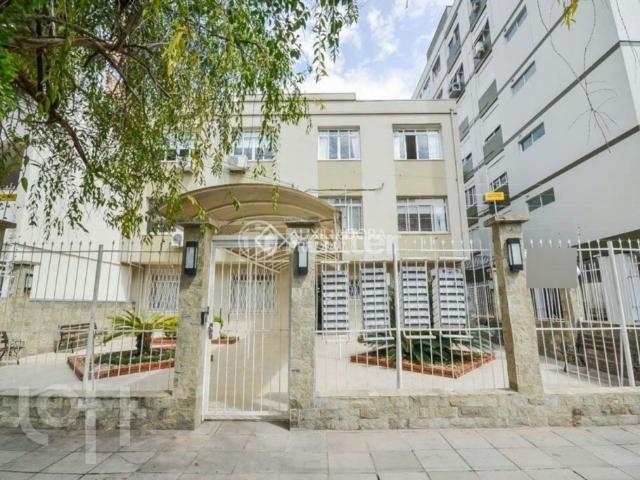 Apartamento com 2 dormitórios em Porto Alegre