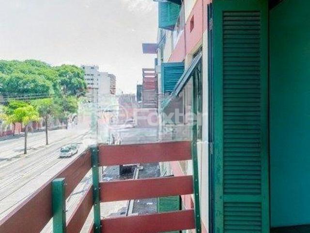 Apartamento com 1 dormitórios em Porto Alegre