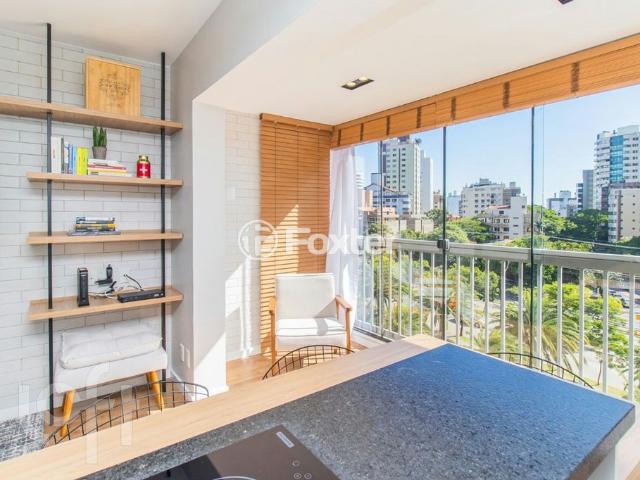 Apartamento com 1 dormitórios em Porto Alegre