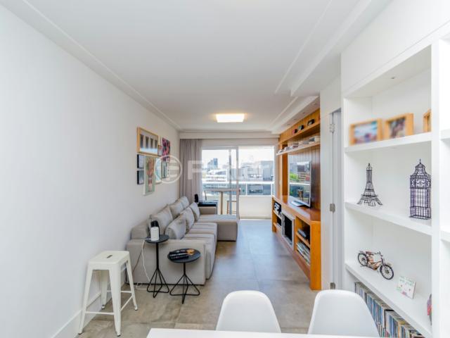 Apartamento com 1 dormitórios em Porto Alegre