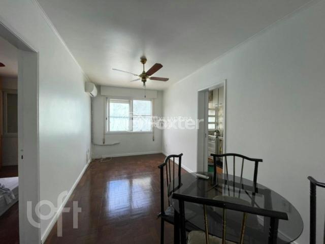 Apartamento com 1 dormitórios em Porto Alegre